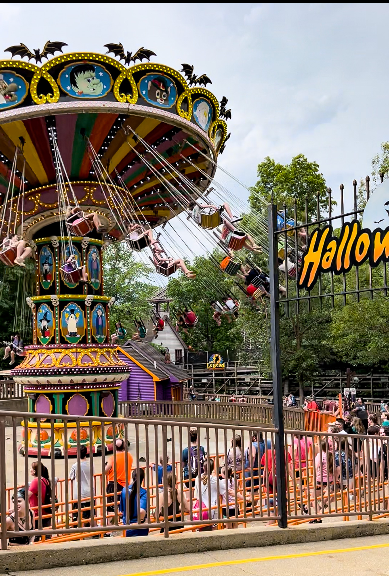 The Ultimate Guide to Planning Your Holiday World Weekend Getaway