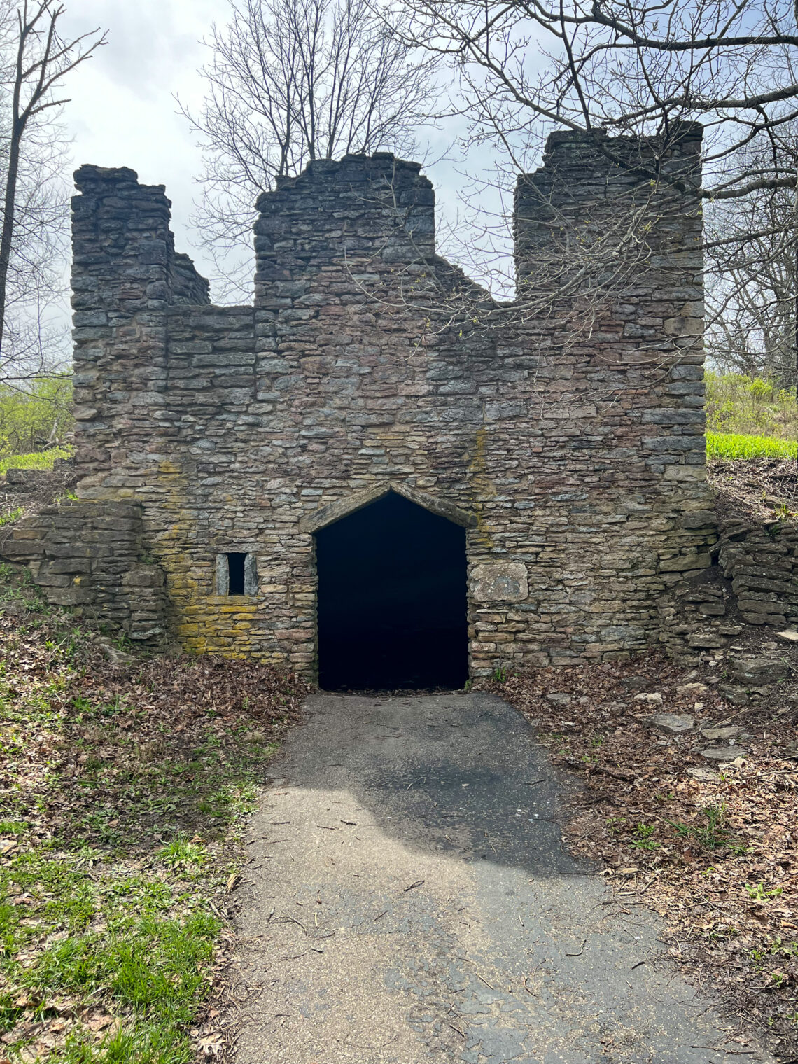 7 Tips For Visiting Pyramid Hill Sculpture Park