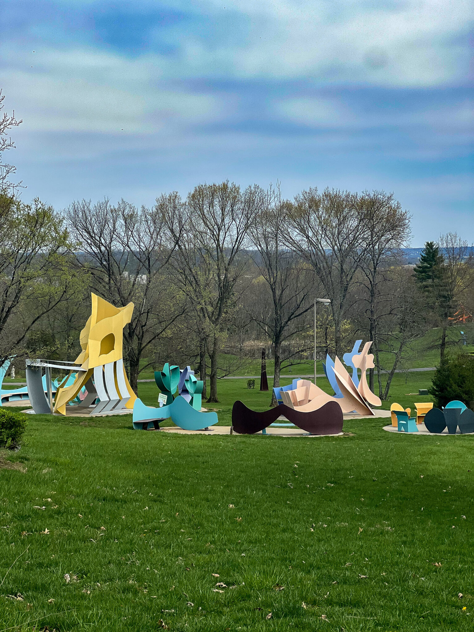 7 Tips For Visiting Pyramid Hill Sculpture Park